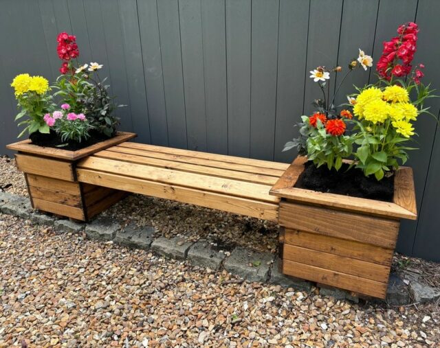 Knights Double Seat Rolled Planter Bench - Gordon Rigg